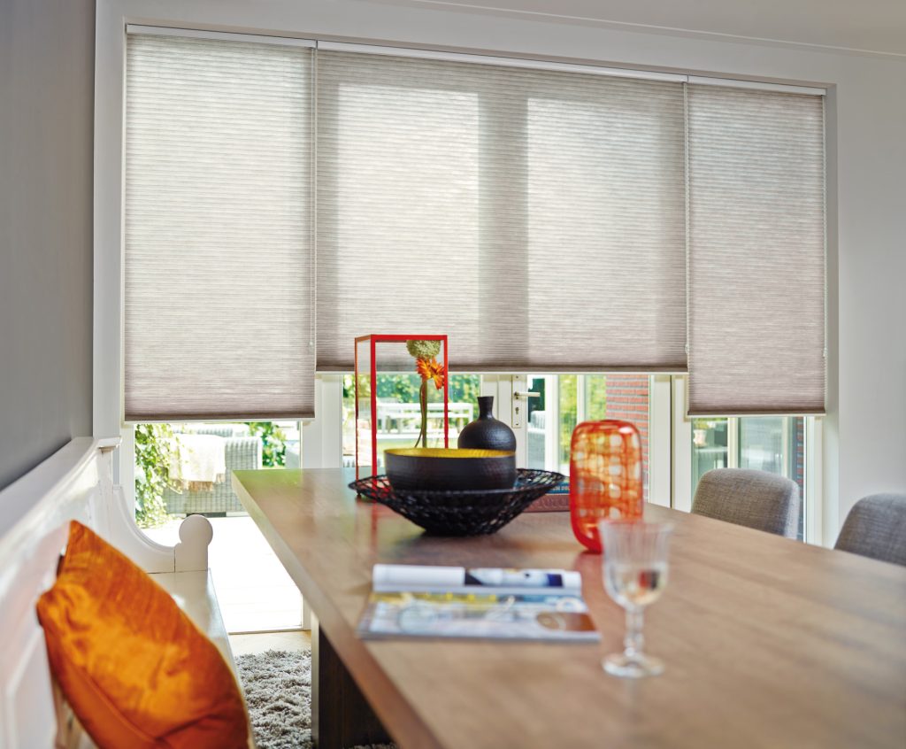 TIME TO GET COSY – EXPERT ADVICE ON USING WINDOW BLINDS TO WARM UP YOUR ...